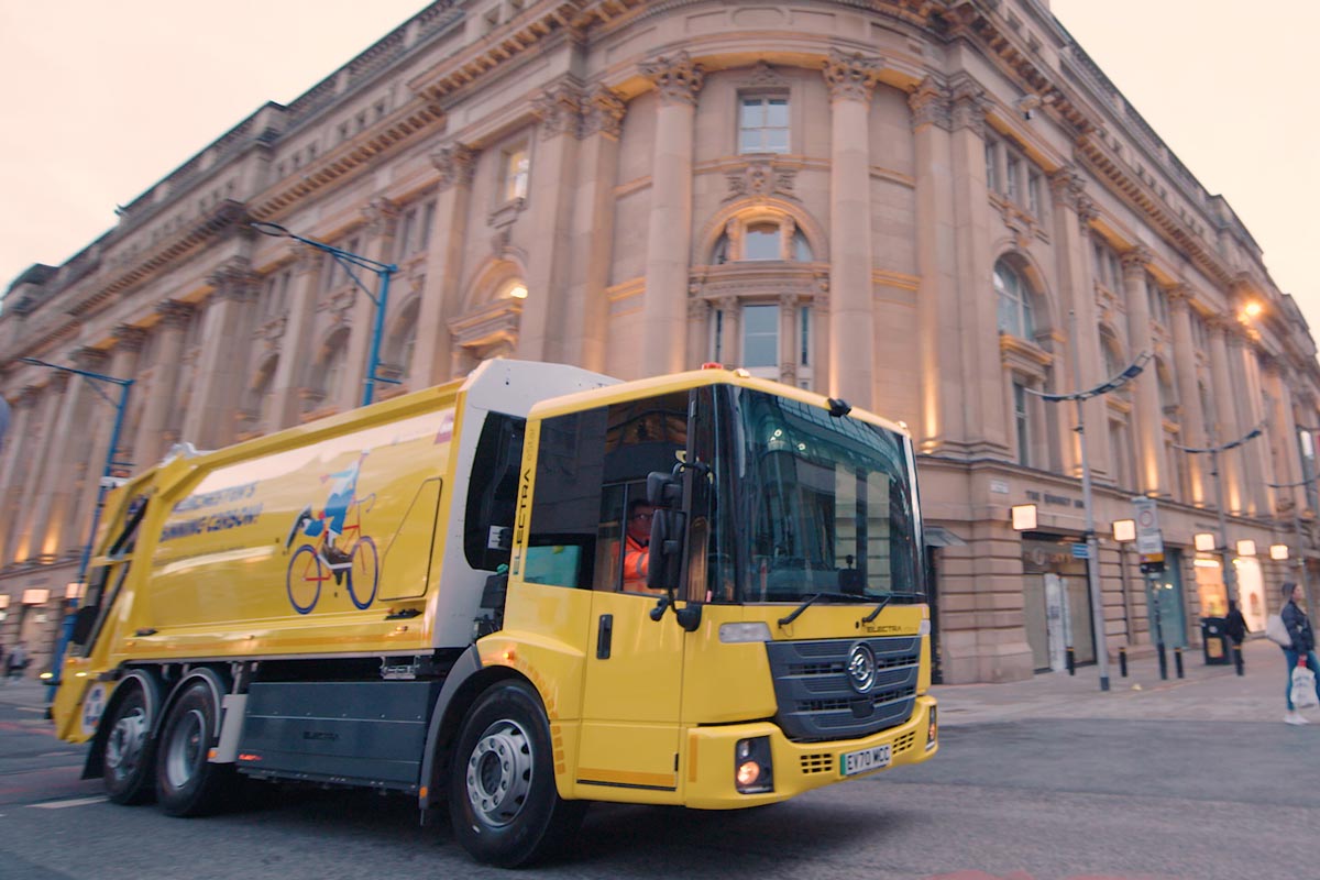Electric refuse trucks helping to scrap carbon emissions
