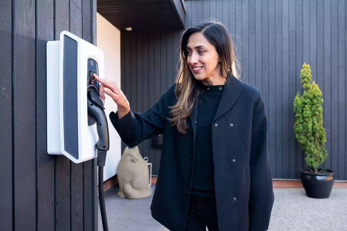 Onefleet 'plug to payment' subscription for EV drivers launched