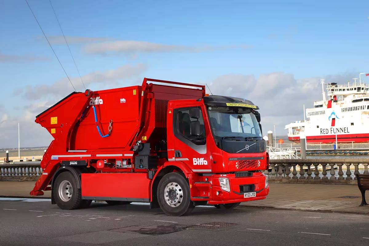 First Volvo FE Electric skiploader for Biffa | Facts