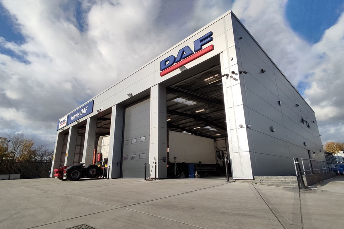 Harris DAF opens doors to all-new workshop facility | Facts