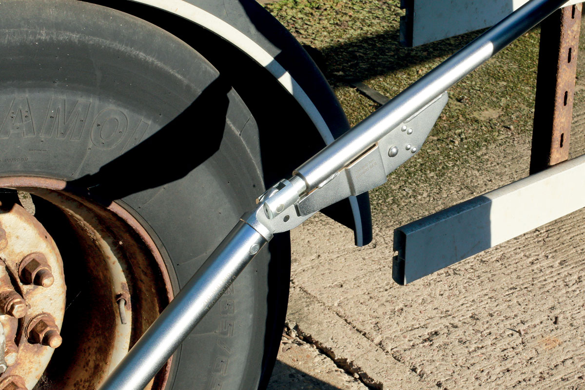 Sturdy torque wrenches from Laser Tools | Facts
