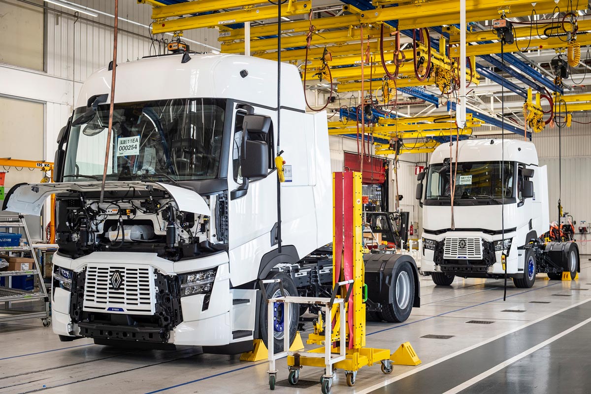 Renault Trucks plan 60th anniversary | Facts