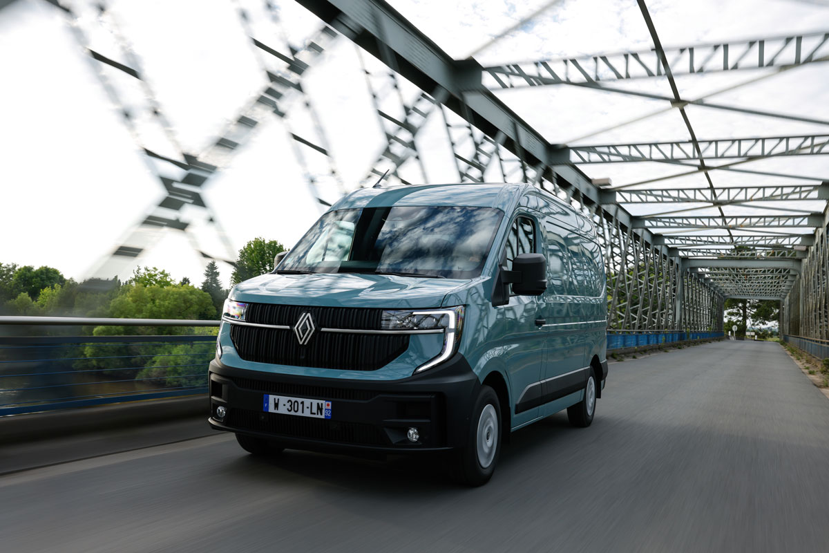 Renault take quartet of wins for new Master And Kangoo | Facts