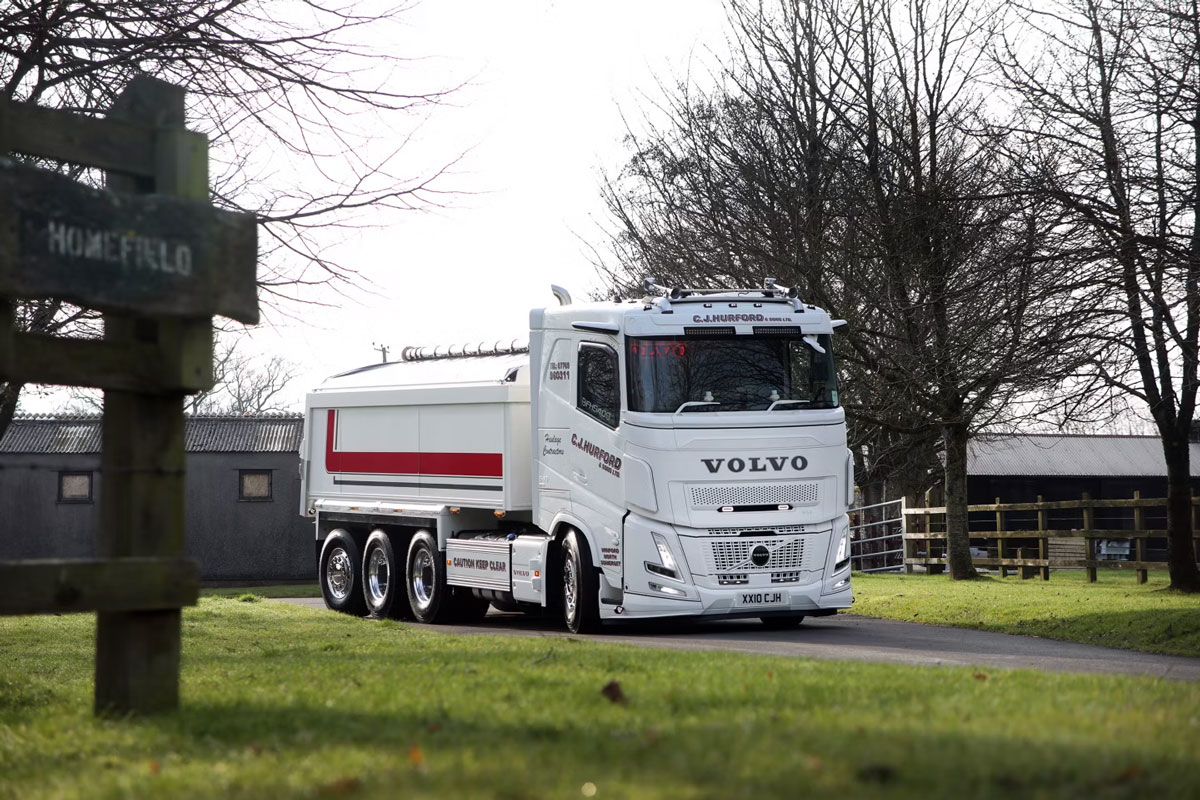 UK's first Volvo FH Aero tipper makes its debut | Facts