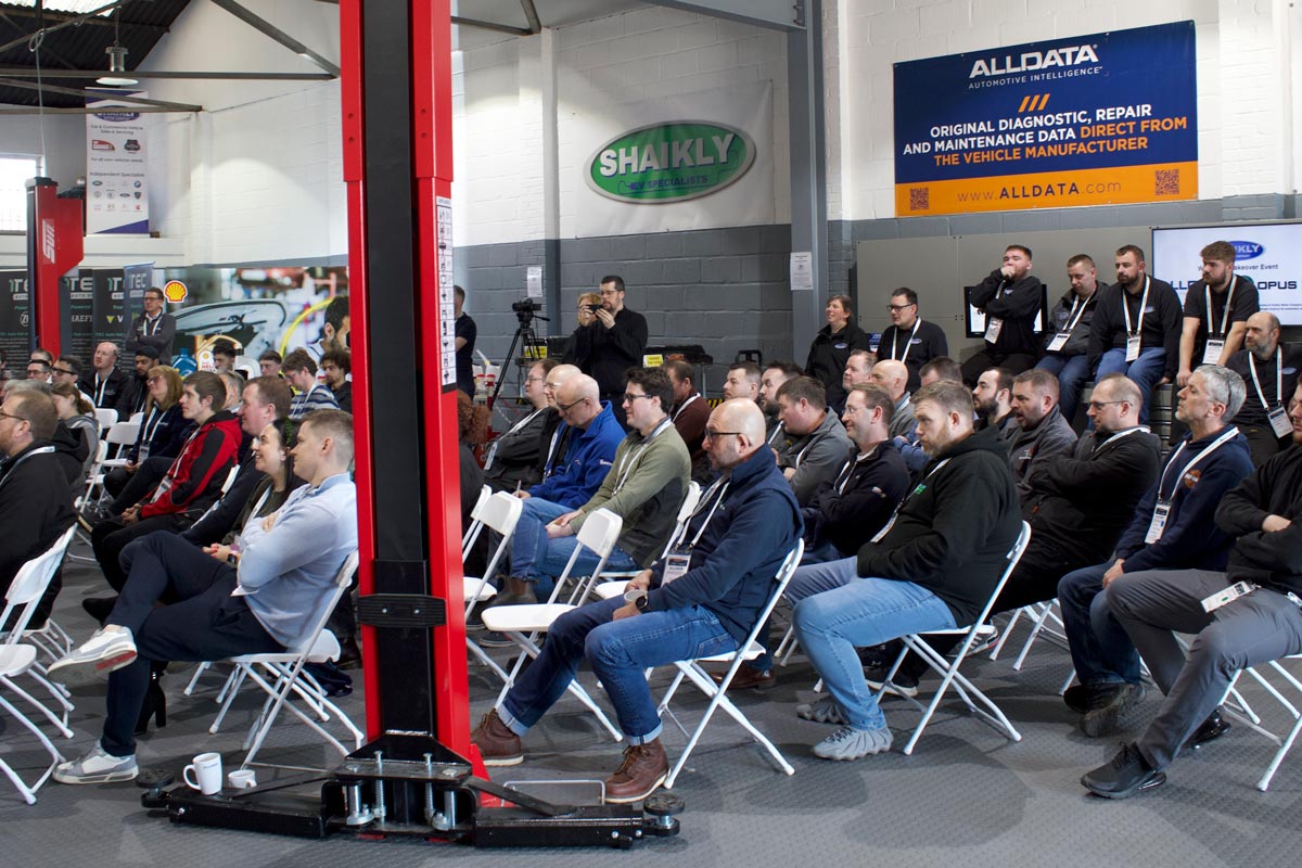 Commercial & Public Sector Fleet Workshop News | Facts