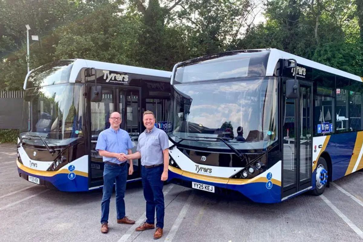 RS Tyrer takes a pair of new Alexander Dennis buses | Facts